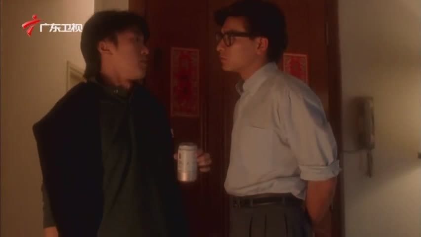周星驰整蛊刘德华在内裤上撒痒痒粉,不知道华仔什么感受
