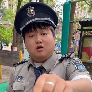 保安小小胖