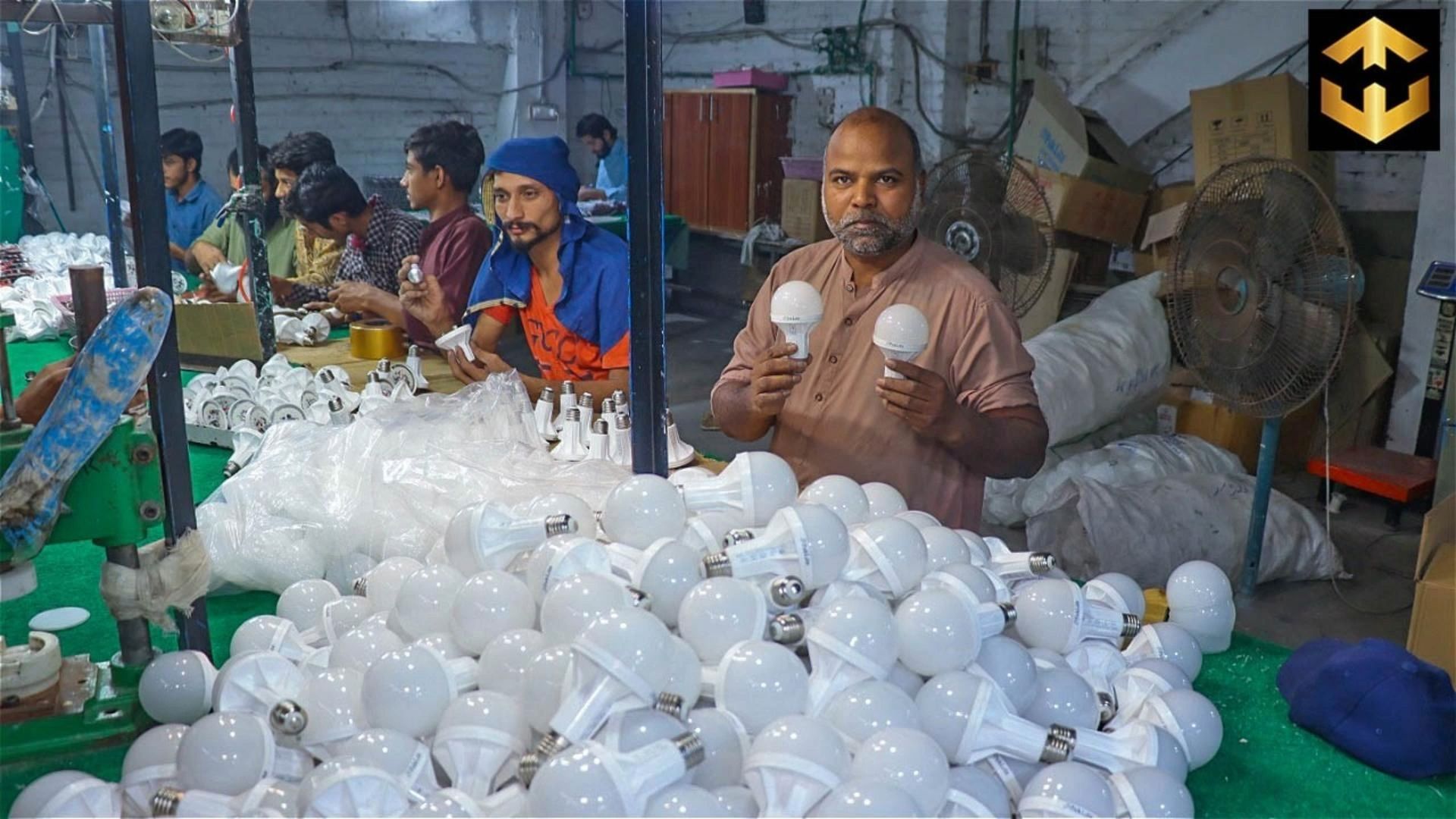 工厂制造 LED 灯泡过程 令人惊叹的工厂大规模生产