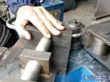 手动抽芯弯管机
