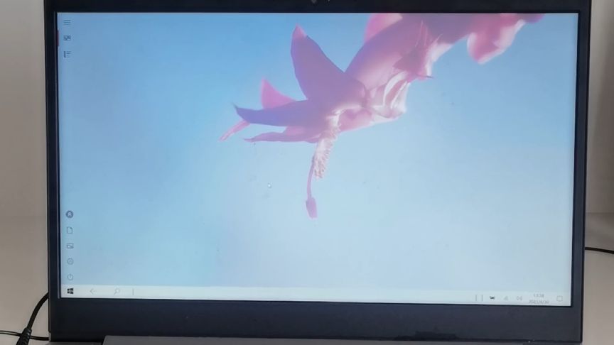 笔记本开机不显示桌面了!鼠标右击也没有用求大神指教