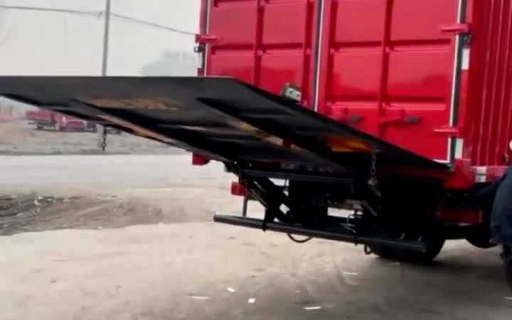 货车汽车尾板安装技巧,各个零部件合理配合,安全稳定是保障,飚威尾板,...