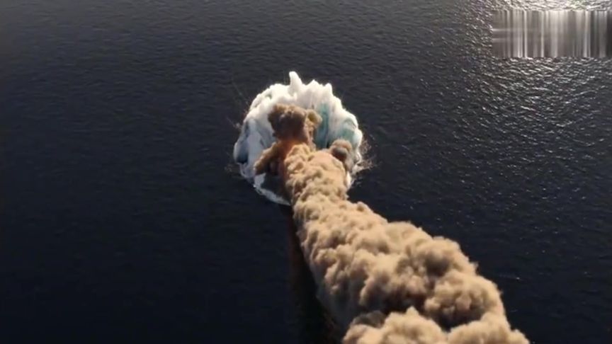 小行星撞击地球,视觉感强烈!感谢大气层!