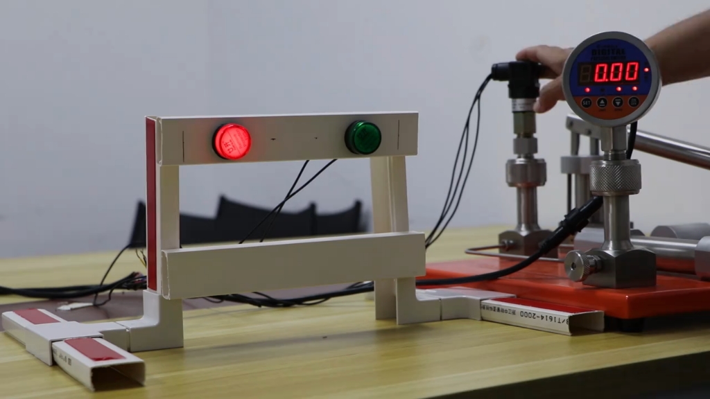 隆旅机械式压力开关