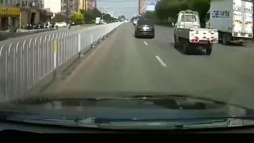 什么叫"路怒症"让你们见识一下,看完都不知道说什么好了!