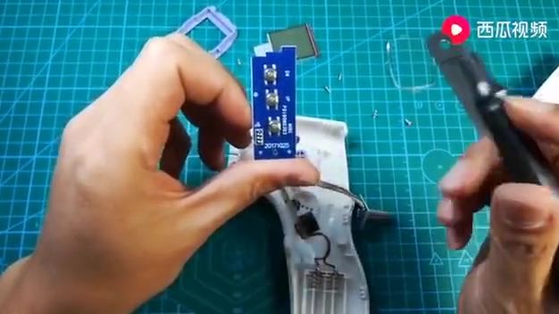 揭秘红外额温枪:技术原理、拆解分析、设计方案、电路方案