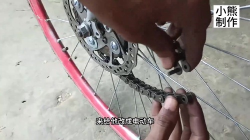 小伙太厉害了,把自行车改成电动车(第四段)