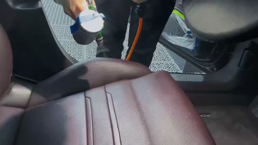 真皮座椅镀膜保护抗污,防磨损,增艳,护色,自清洁,祛异味…