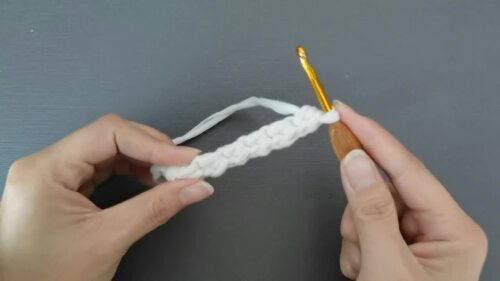 视频教程54分享一款简单排列规律的包钩织方法