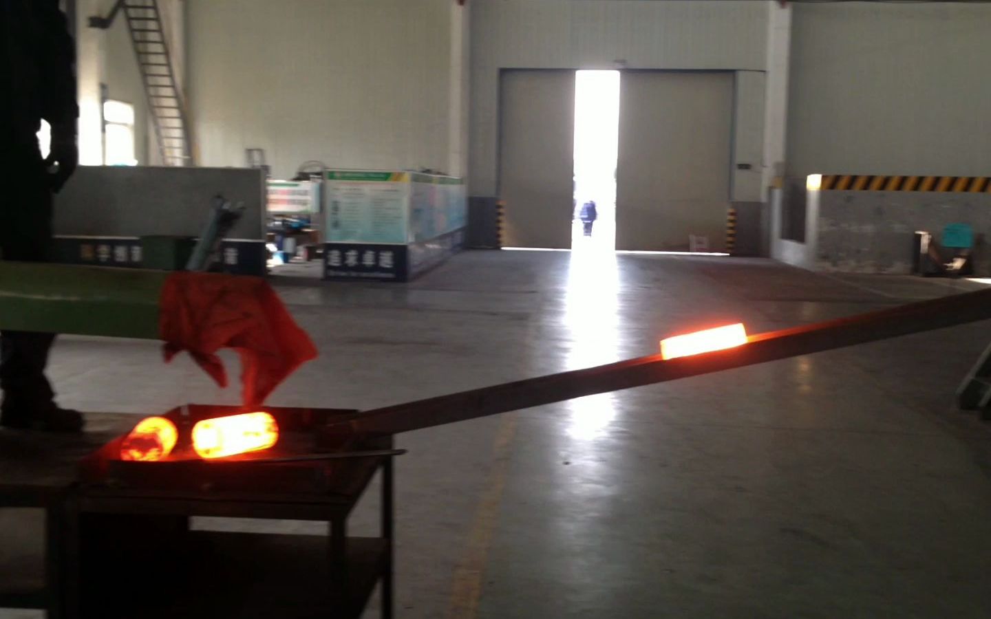 安阳锻压设备辊锻机生产锻造