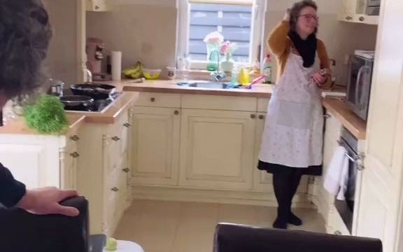 【海外生活】 搬家倒计时,你们愿意和公公婆婆住在一起吗?