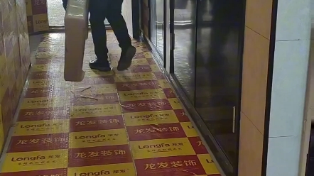 洛阳瀍河区高层封阳台断桥铝系统一体门窗,三玻隔音玻璃安装。