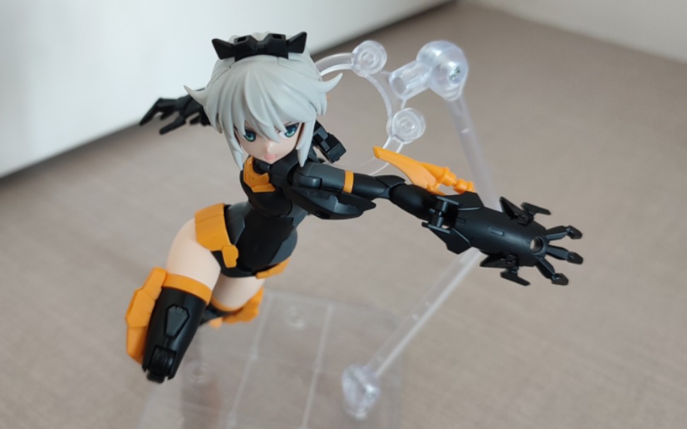 万代30ms SIS-G00莉谢塔+身体配件G01+隐形装甲 姿势参考