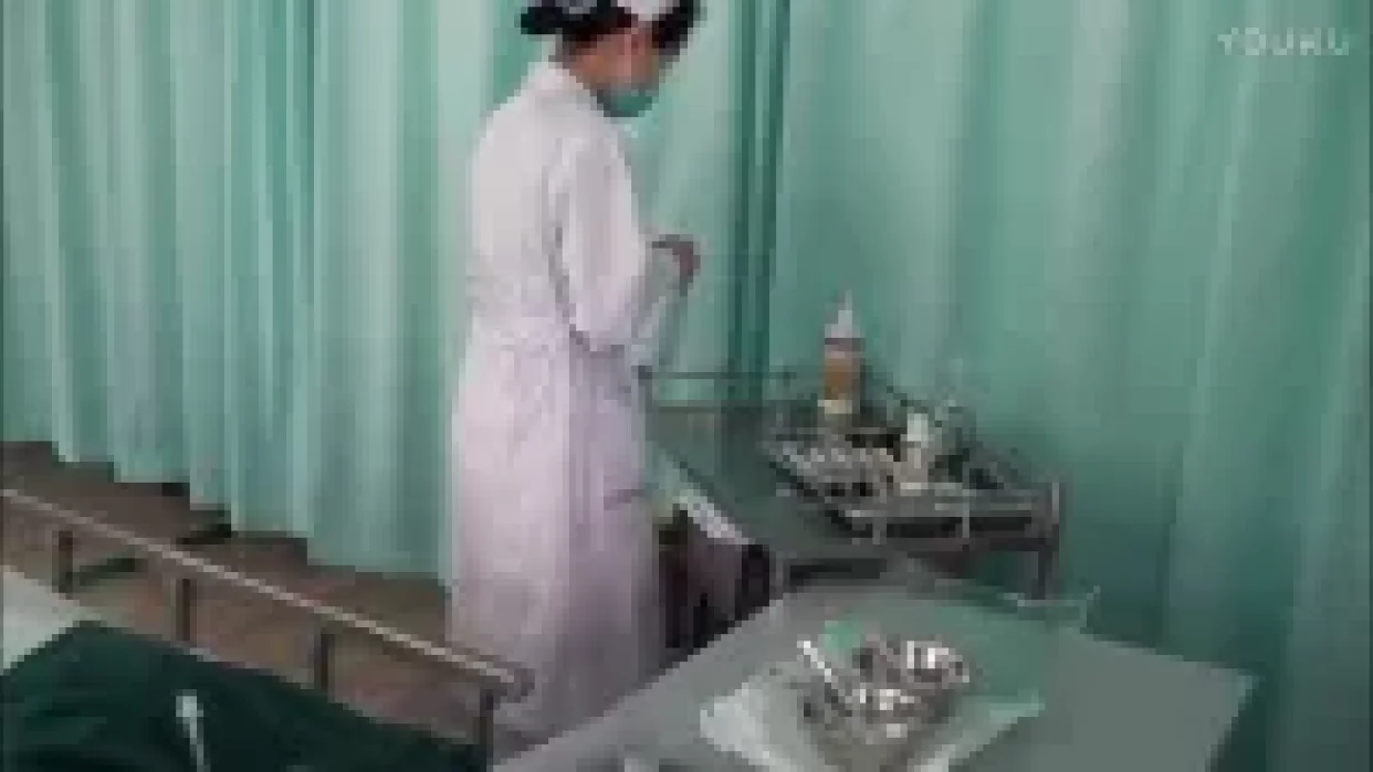经口气管插管患者口腔护理