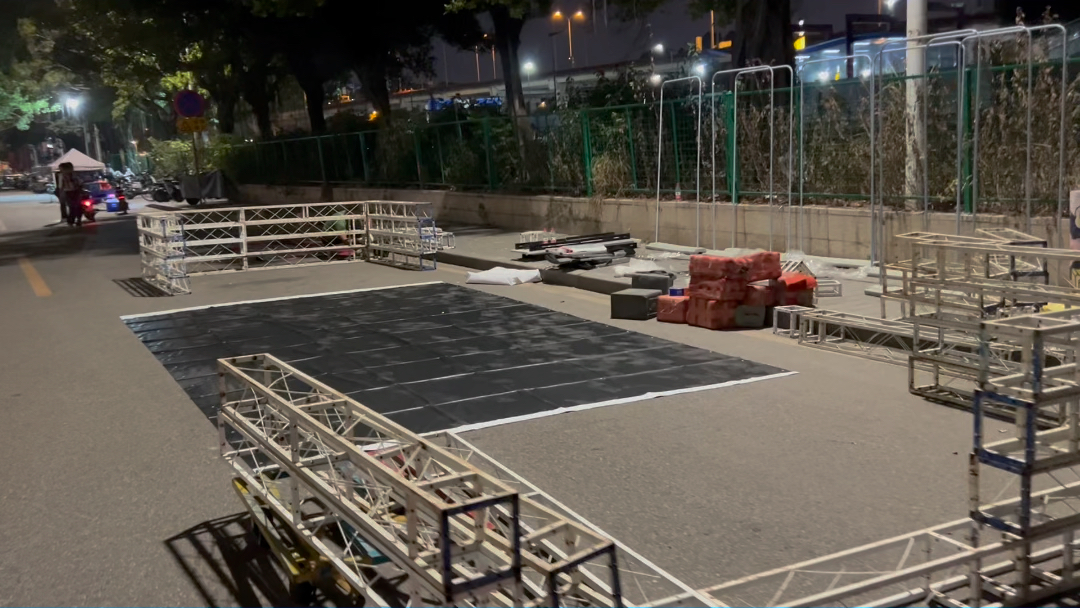 ...多年活动策划设计布置,周年庆典灯光音响出租,年会会议舞台美陈布置