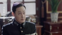 女孩模仿警察哥哥帮罪犯签字,模仿的惟妙惟肖,典狱长都分辨不出