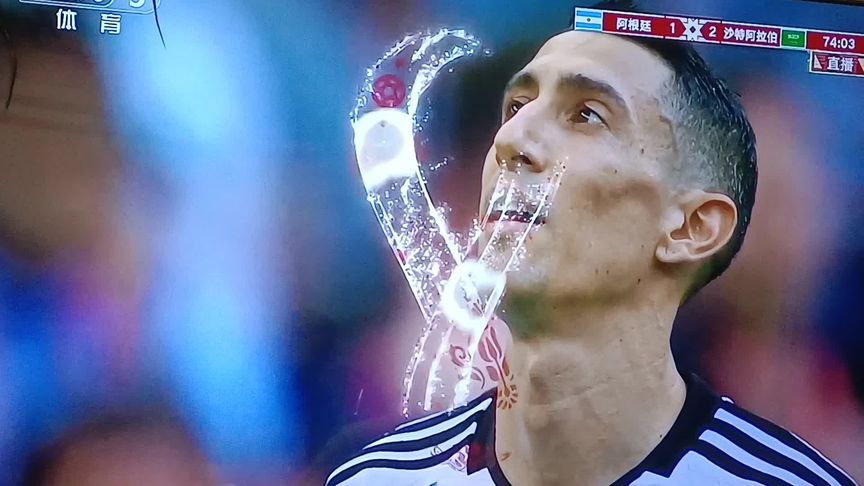 抖音上线世界杯字幕直播间#被世界杯主题曲洗脑了