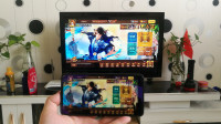手机中的钉钉和游戏等软件都可投屏到电视,电视大屏互动效果不错