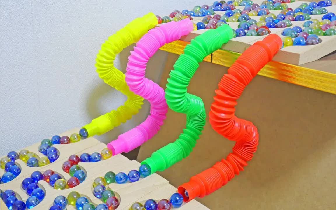 「积木拼装秀」4色管道弹球过山车快跑!木质滚珠轨道积木 乐高滑道...