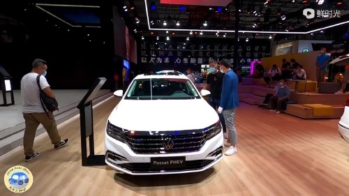2020款大众帕萨特PHEV车展实拍,全方位展示后,买不买自己看着办
