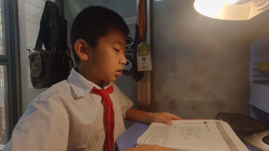 小学生每天的晨读,都会读些什么?坚持下去,会有什么样的收获?