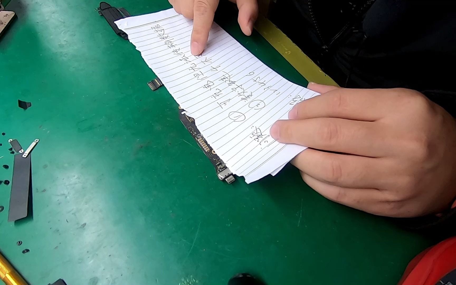 苹果电脑typeC口只充电不传输数据小故障而官方维修要换主板,内卷到底