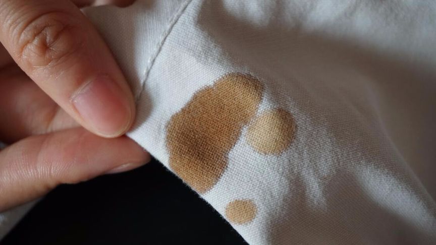 衣服上再旧的血渍,用它搓一搓就洗掉,一点痕迹都没有,太实用了