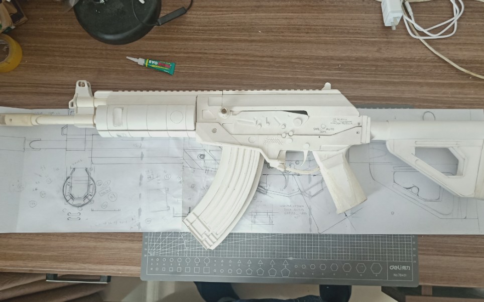 从虚拟到现实-COD16 CODM咖喱CR56 AMAX纸模型白模1.0版本,...