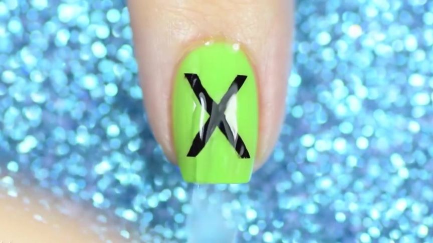 数学符号美甲,简洁又大方