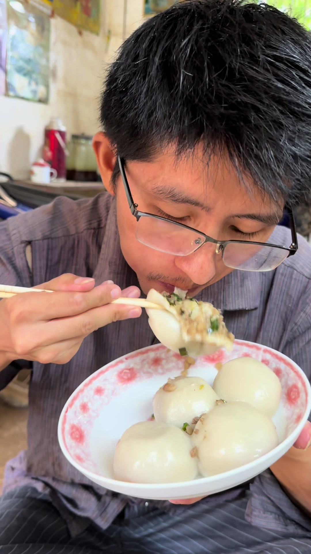 今天端午节,我不放假,继续工作!吃完果农送的汤圆,努力干就行了ߒ