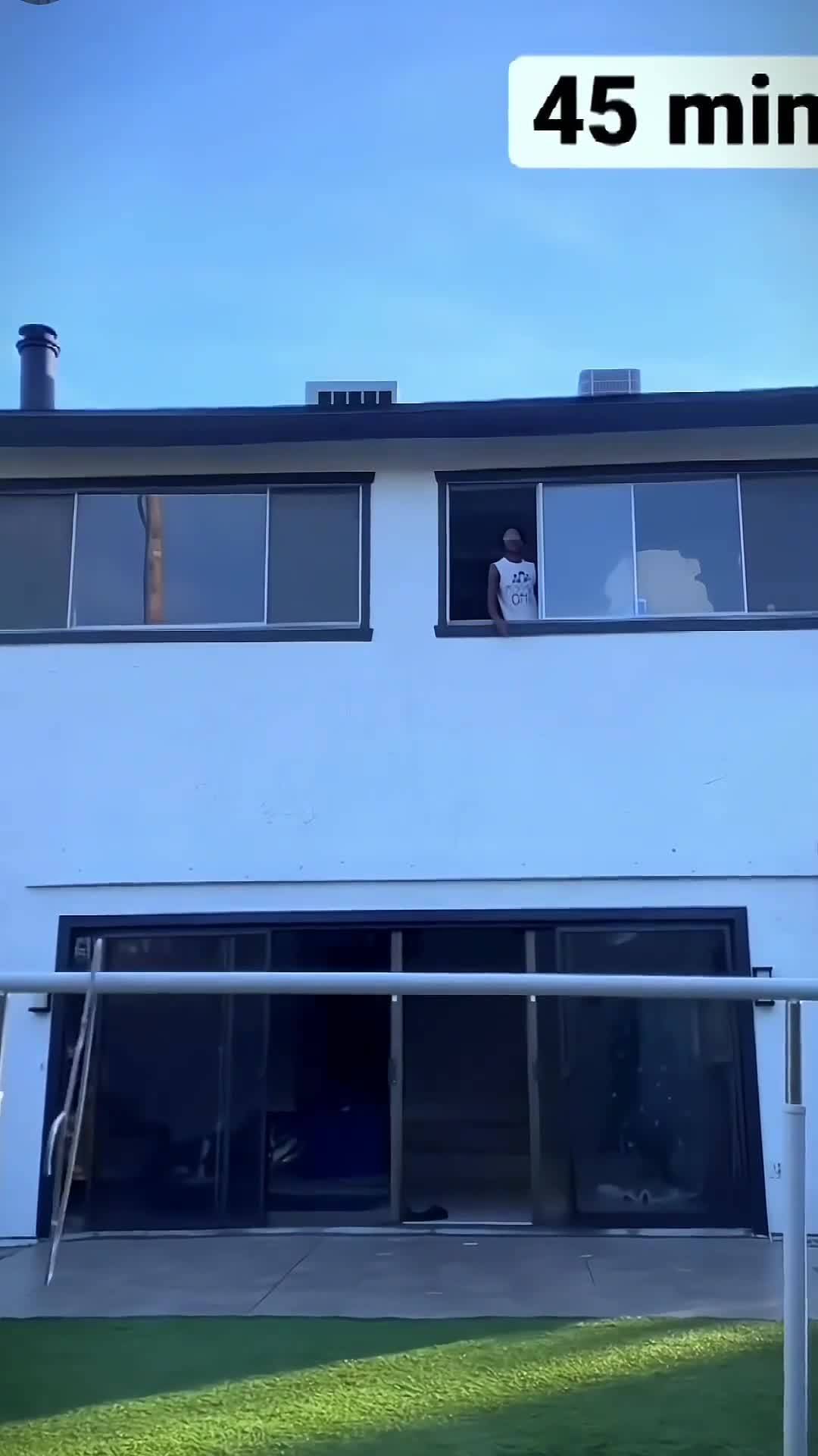 才艺:展开地图 找到月亮坐标…