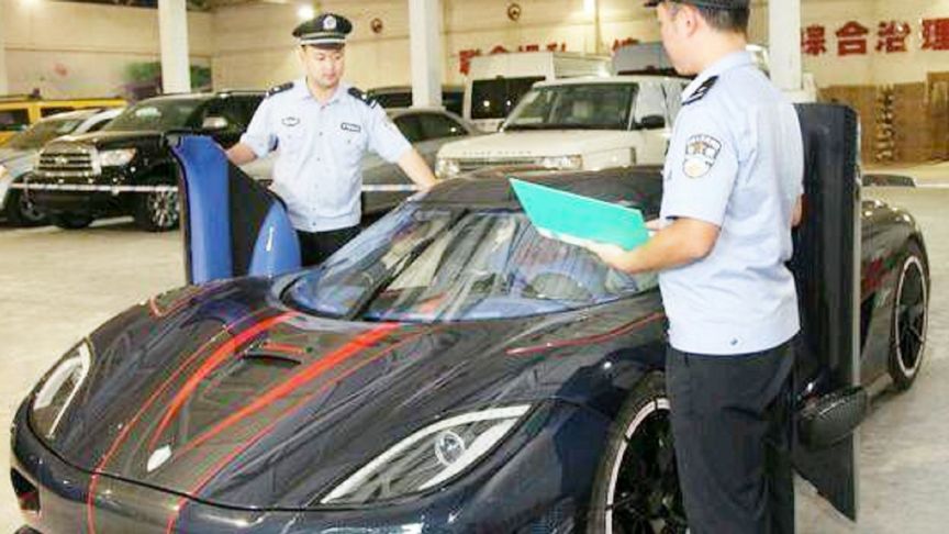 979万能买柯尼塞格?3000万的柯尼塞格被海关查扣,白菜价被拍卖
