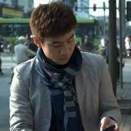 哟西侏儒老鼠有狗舔 