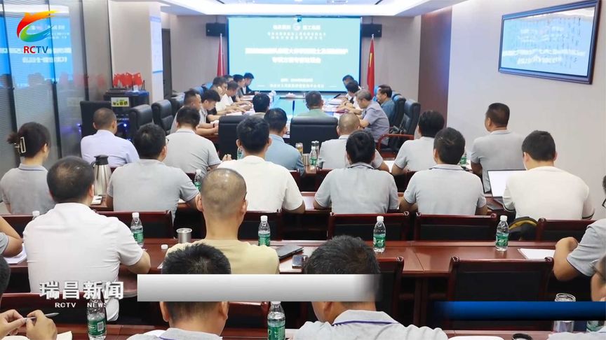 市人民医院肿瘤防治中心项目专项方案评审会召开