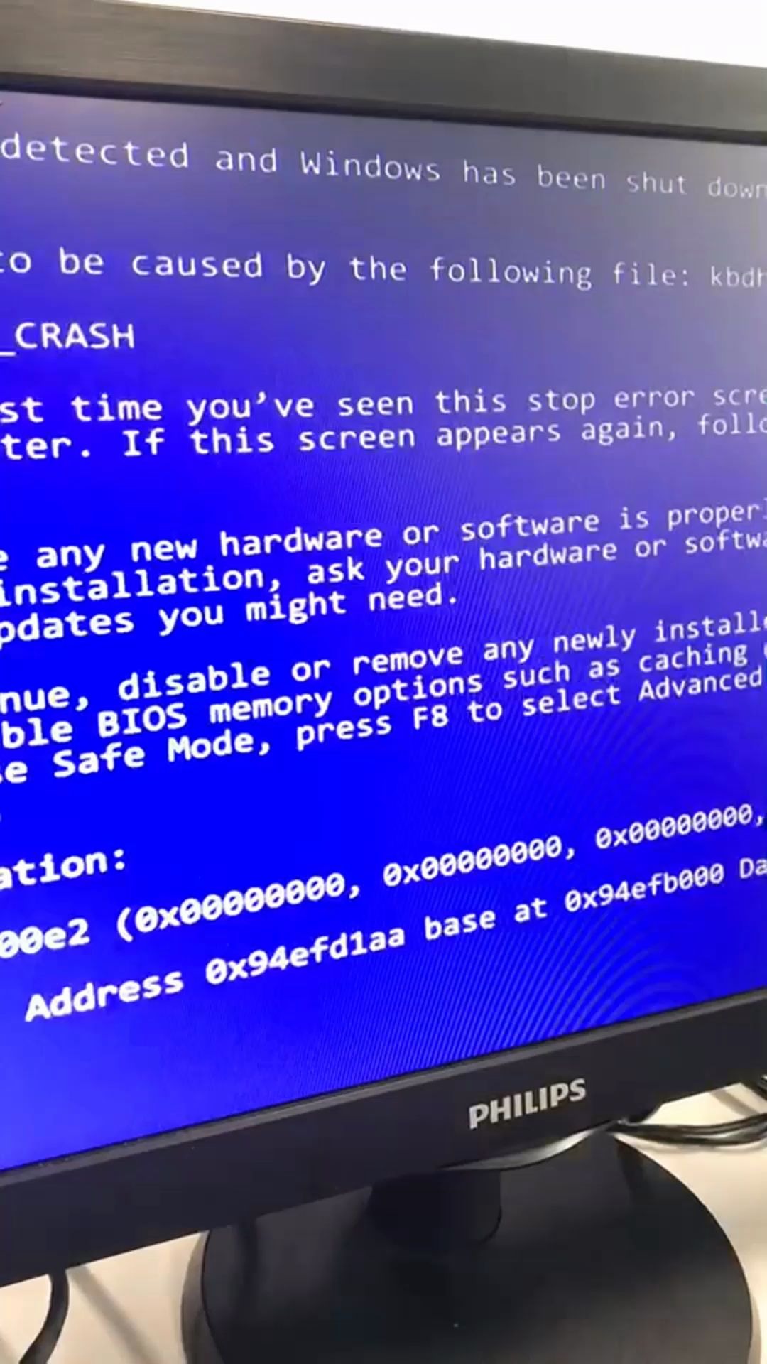 我的电脑是怎么了?被黑客黑了?