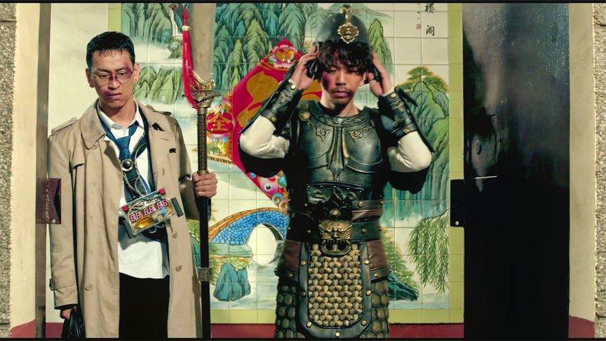 妈宝男冒险之旅,开始越来越硬气了,开车载着坏蛋就撞向旅路边