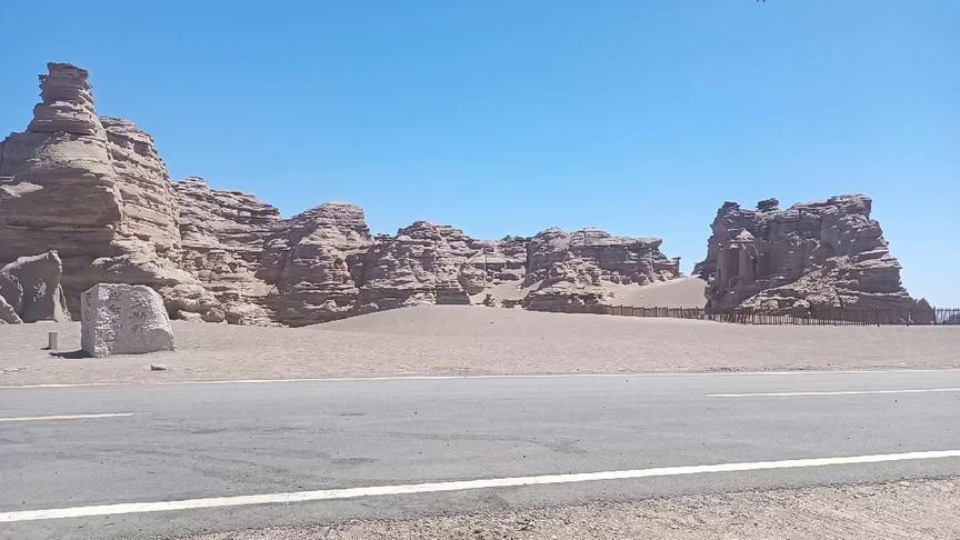 喜欢旅游,喜欢房车生活,想学门乐器萨克斯管我包教包会点我关注
