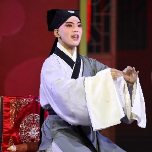戏曲陈天宇 