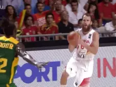 2014FIBA篮球男篮世界杯赛程直播 西班牙人超霸气反手空接灌篮