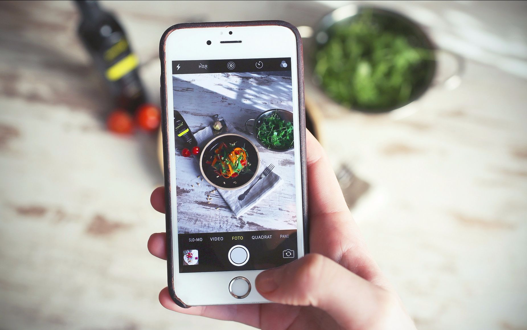 iPhone照片多太占内存?那是你不懂怎么设置