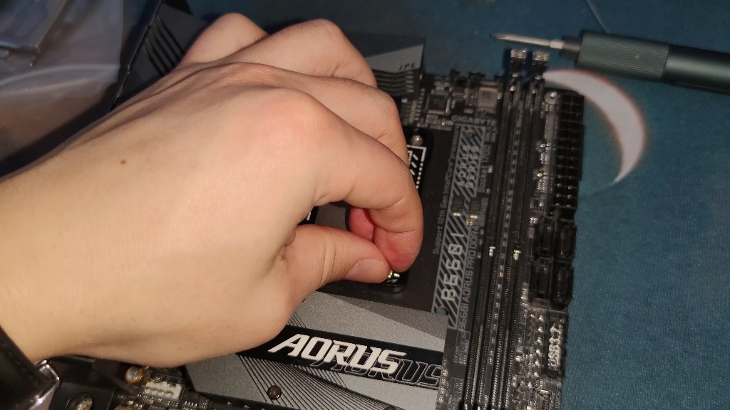 1.5k最强CPU q0l5装机