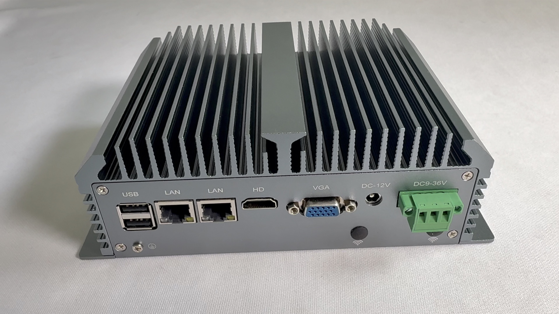 n100 j6412 i3 i7双网双串口高效传输;9-36V宽压,6USB接口灵活拓展。...