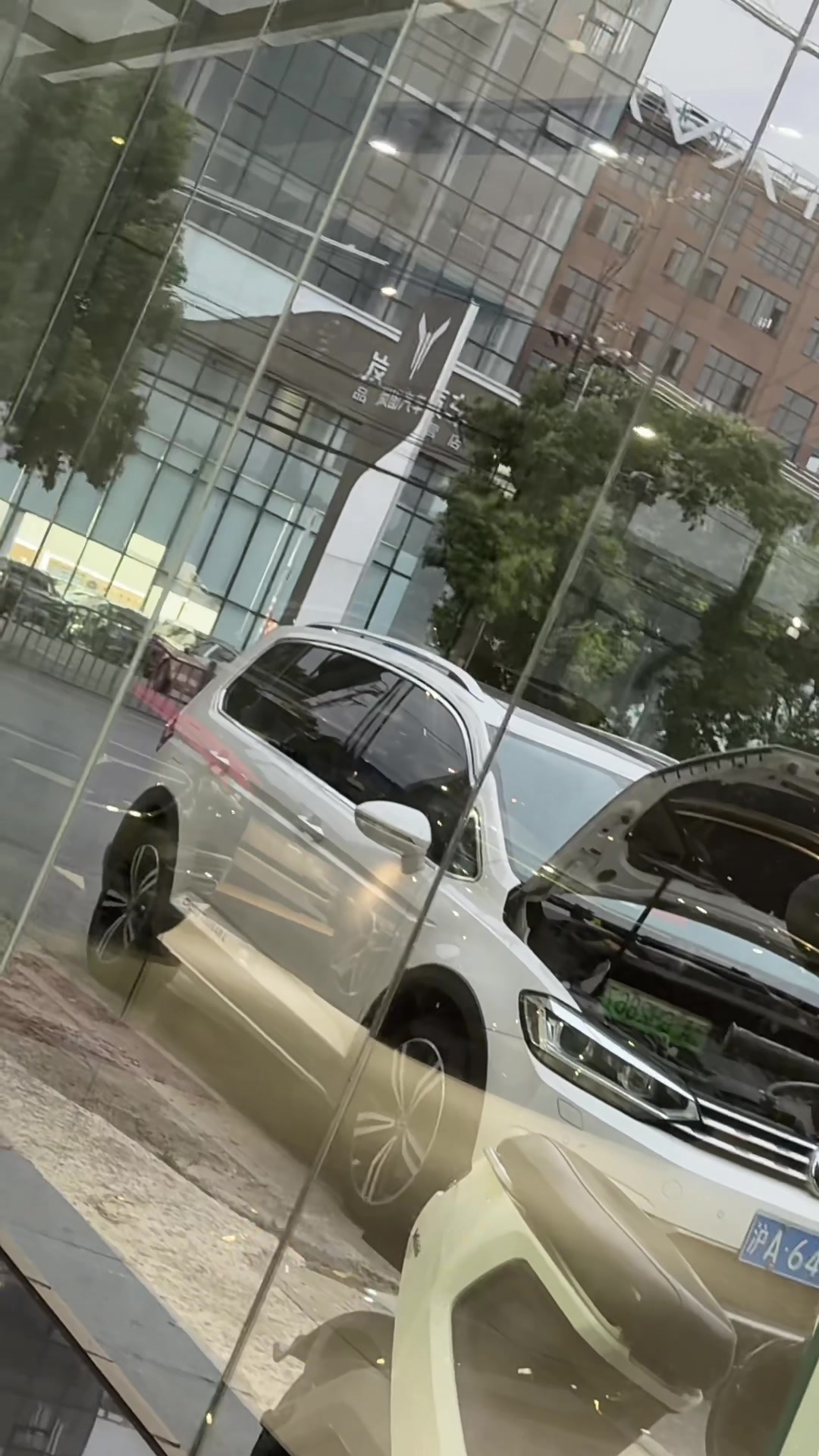 评估二手车还能值多少钱? 这车值多少钱昵?评估二手车#日常生活 #卖...