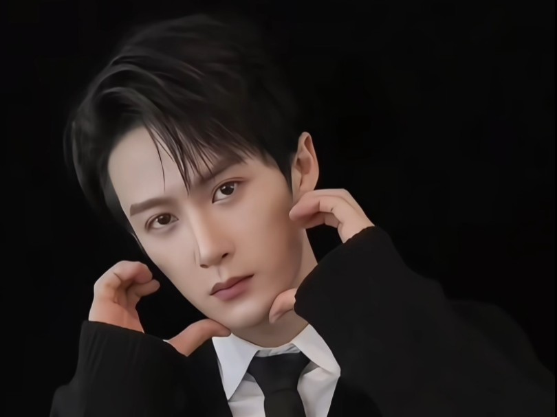 檀健次这手势舞飞吻也太帅了吧。