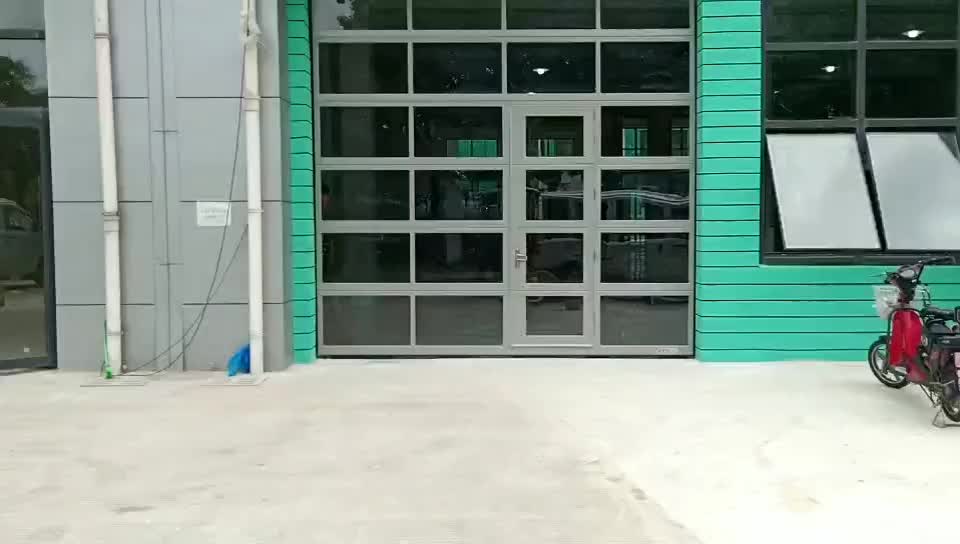 透明电动提升门,高端大气上档次,采光坚固又耐用[强][强][强]