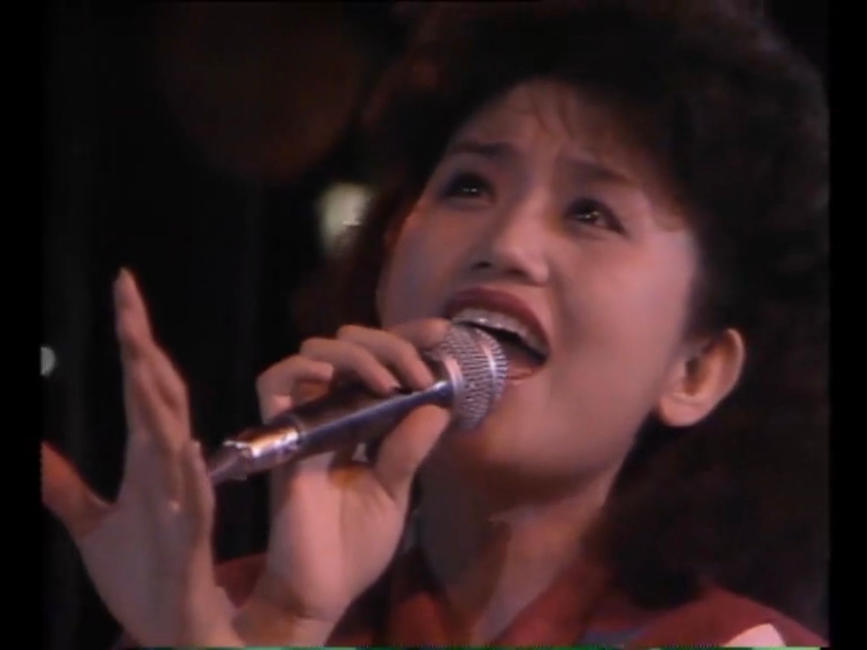 你一定没看过的版本 王虹-血染的风采 1987年金盒带大赛颁奖晚会live ...