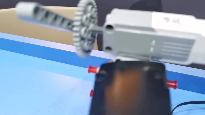 学生作品ev3飞行模拟器(最后附有程序,不同搭建数值不一样喔)