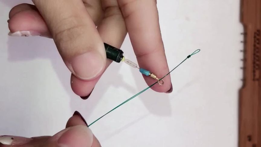 钓鱼技巧,子线快速连接八字环,结实牢固