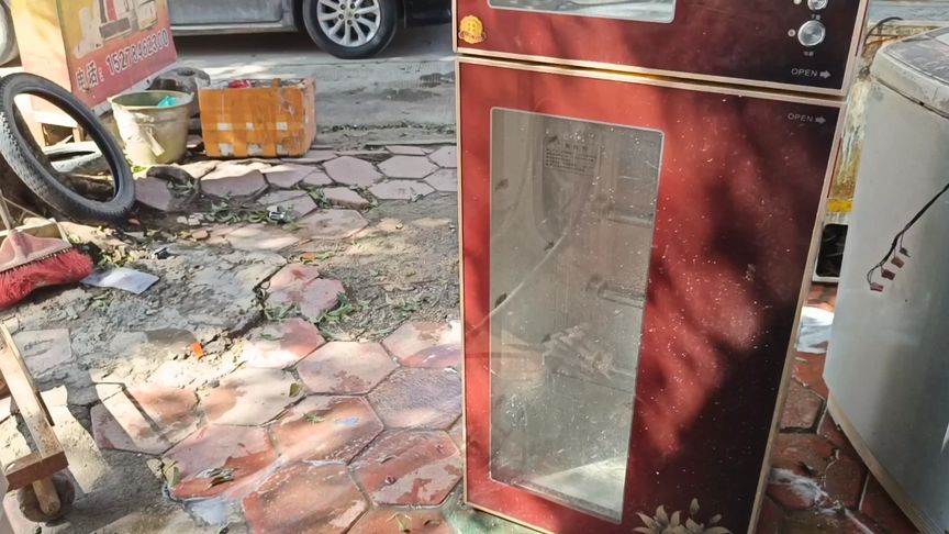 消毒柜松手加热管会灭的维修过程