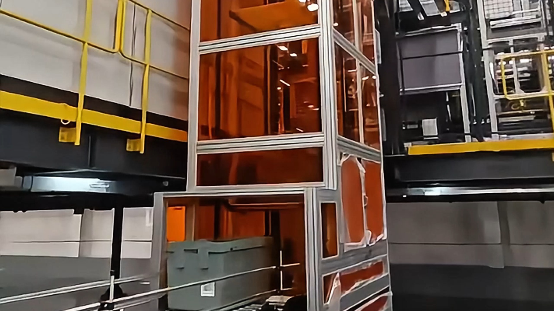 工业仓库高楼层货物上下搬运垂直连续式提升机厂家直营提升输送机